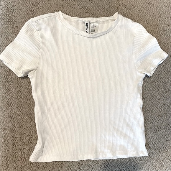 H&M | Tops | Plain White Crop Top | Poshmark